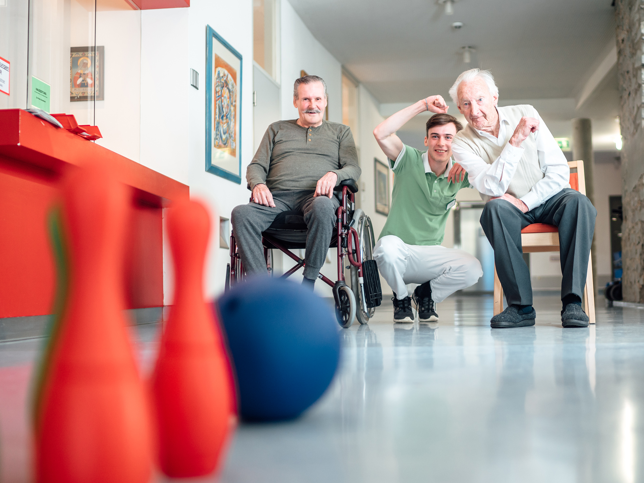 Pflegeassistent*in (Pflegehelfer*in) : Caritas Pflege